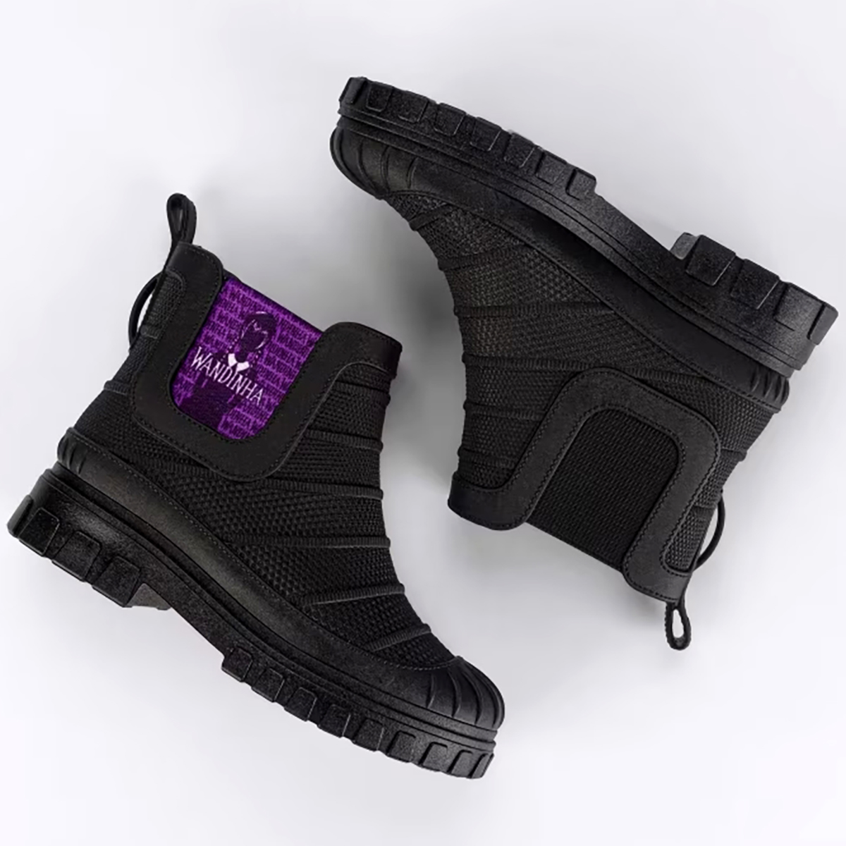 Bota Wandinha Collection Grendene Kids Preto - Compre Aqui | Cabana ...