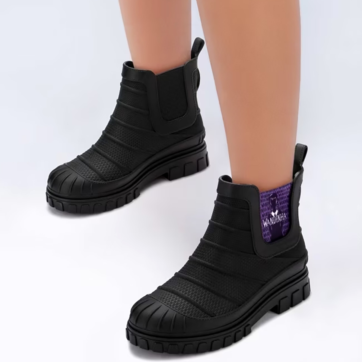 Bota Wandinha Collection Grendene Kids Preto - Compre Aqui | Cabana ...